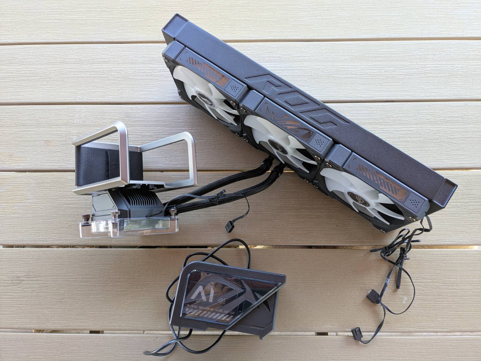 ASUS ROG RYUO IV SLC 360 ARGB – Bezkonkurenční designovka, ale ...