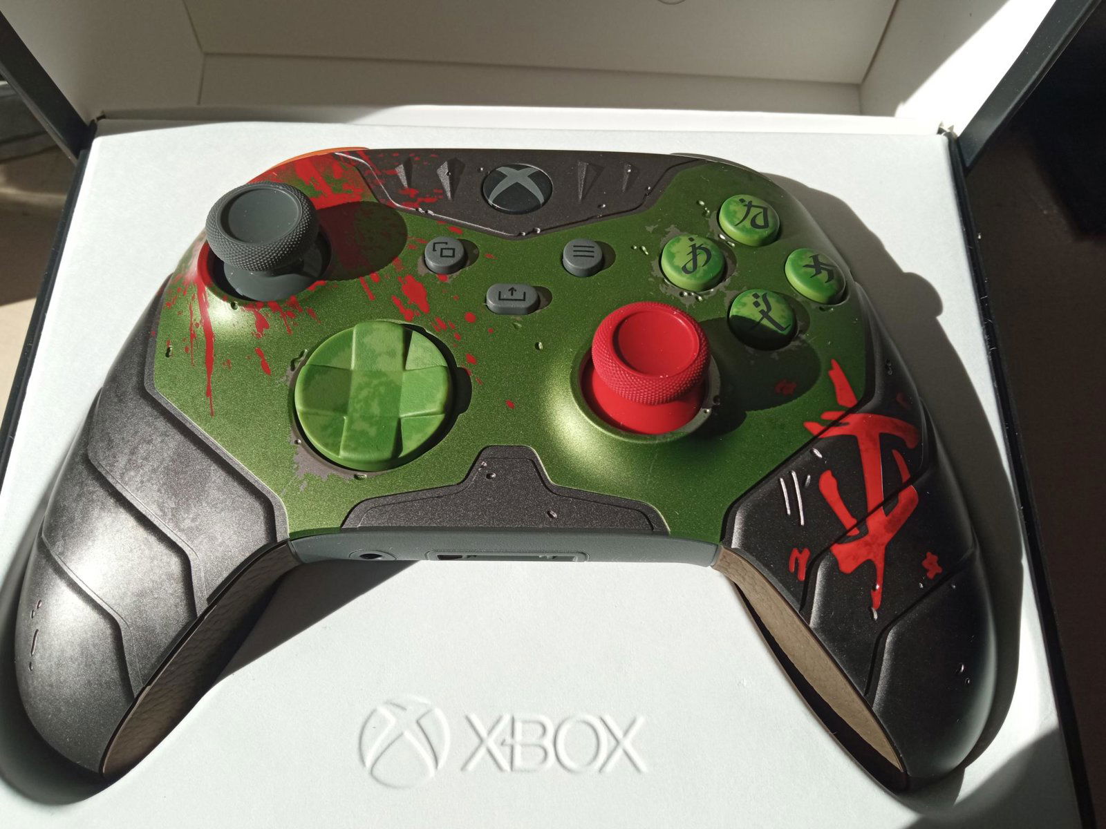Recenze Xbox Wireless Controller - DOOM: The Dark Ages Limited Edition ...
