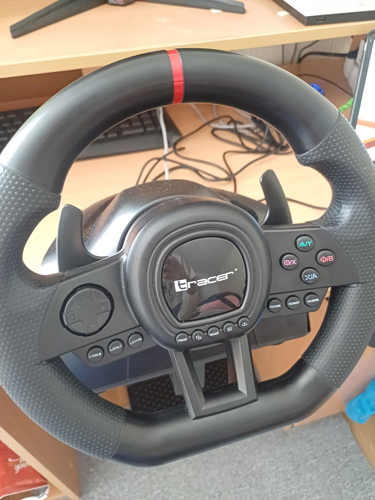 Recenze Tracer Volant SimRacer manual gearbox 6 v 1, PC / PS4 / PS3 ...