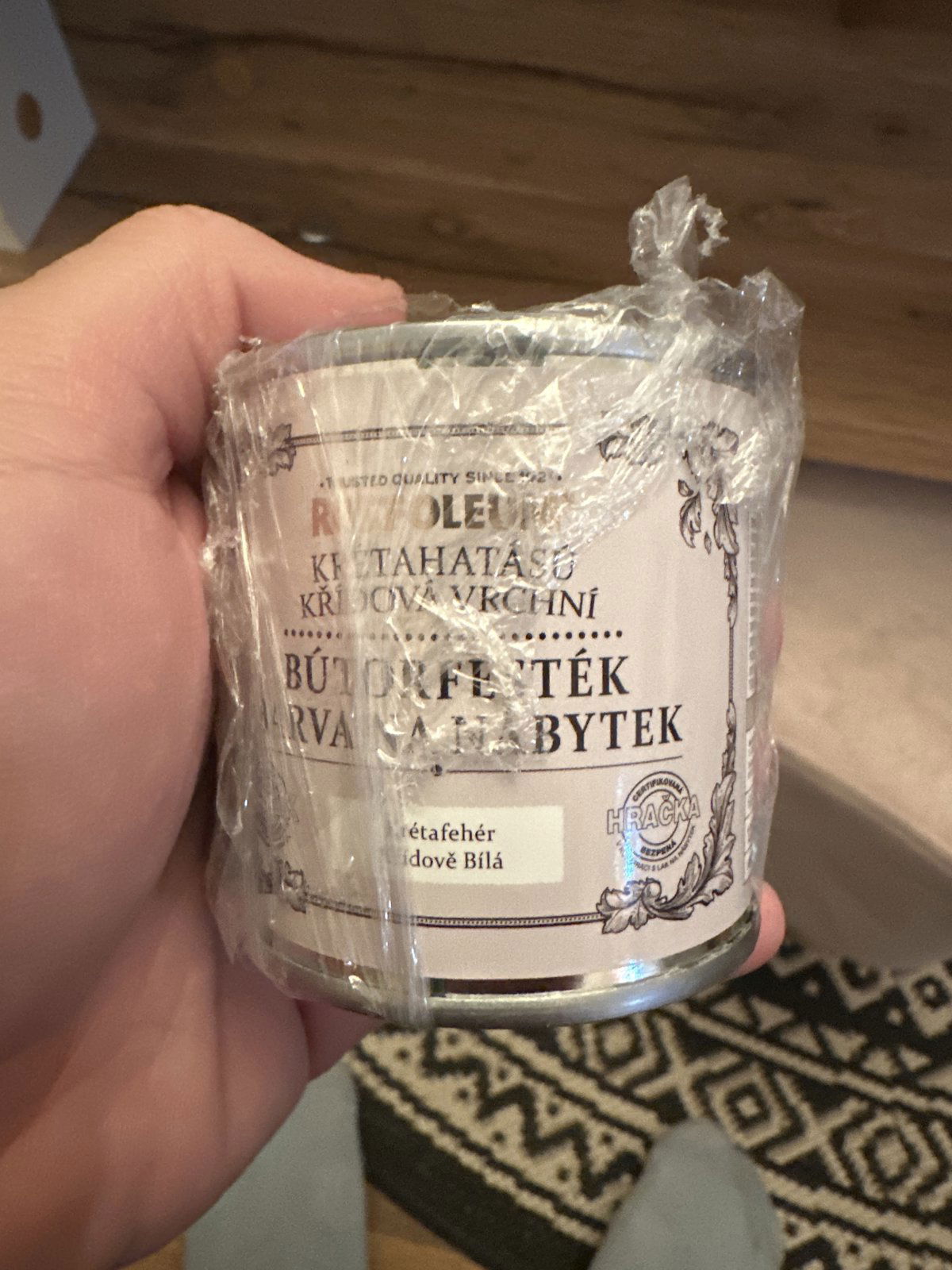 Recenze Rust-Oleum Křídová matná barva na nábytek Chalky Finish ...