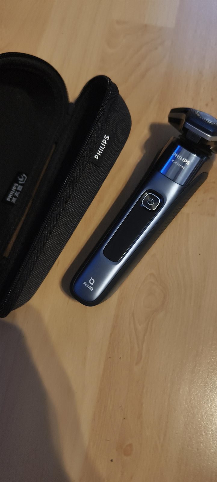 Recenzie Philips Series 7000 Wet & Dry S7885/50 | Alza.sk