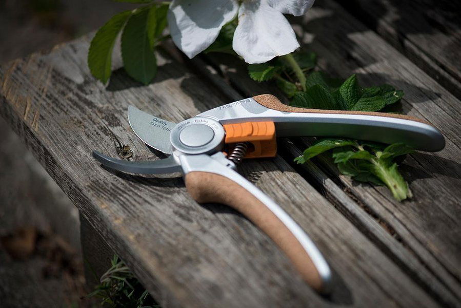 Fiskars quantum loppers store